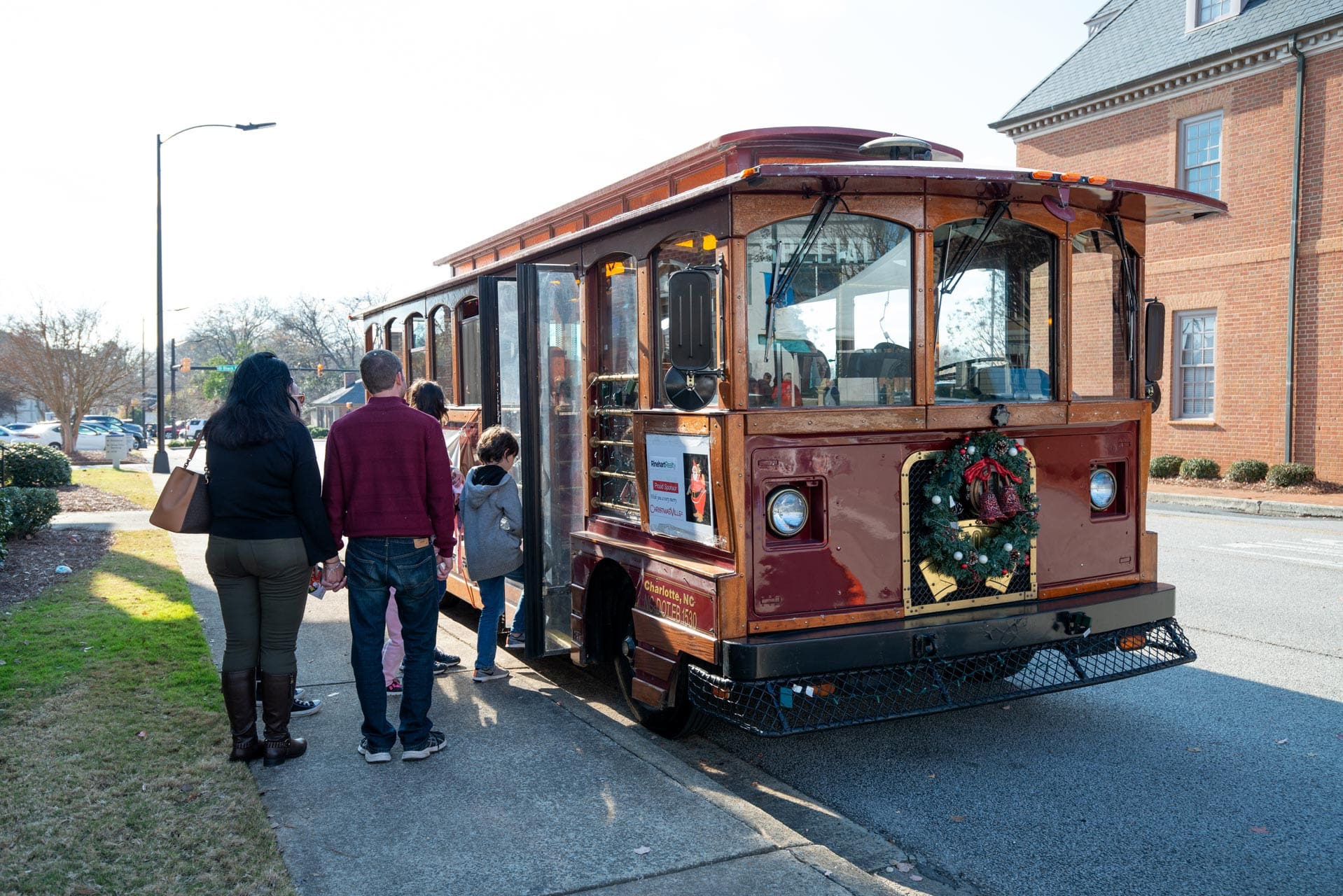 Trolley Transportation: Across the Merry Mile | ChristmasVille
