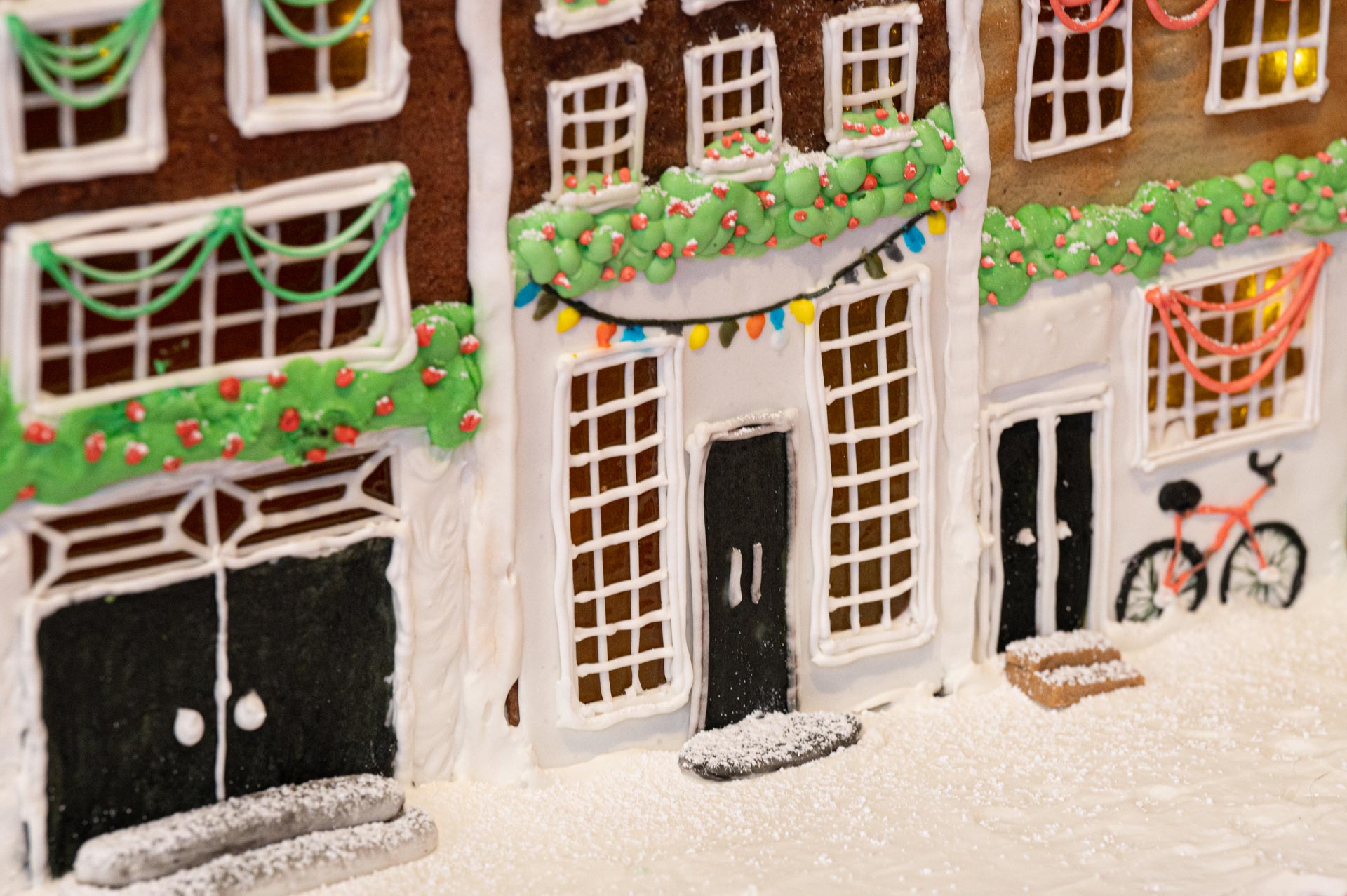Gingerbread Houses Display | ChristmasVille